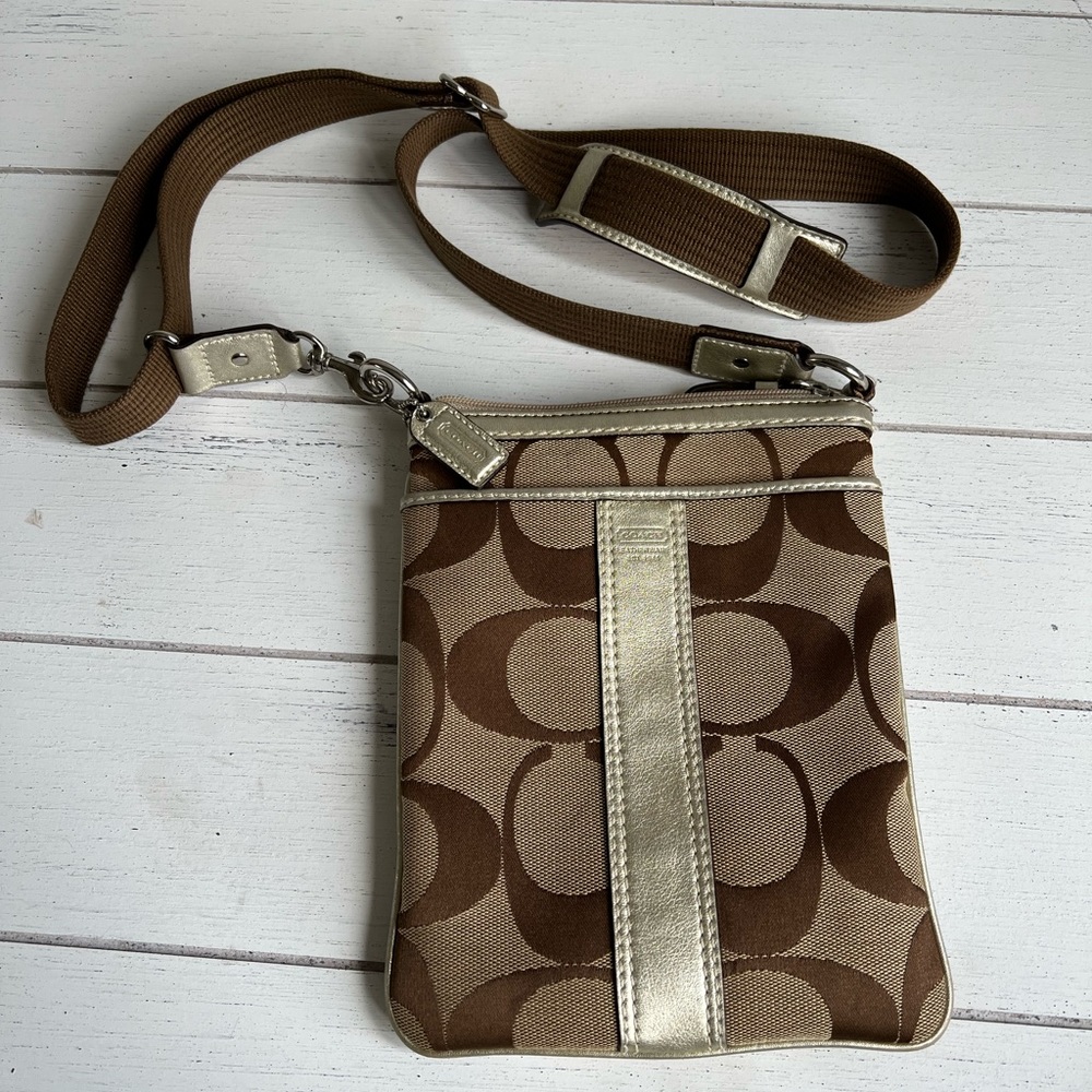 Coach Signature Jacquard Print Crossbody Women’s Purse - Gem